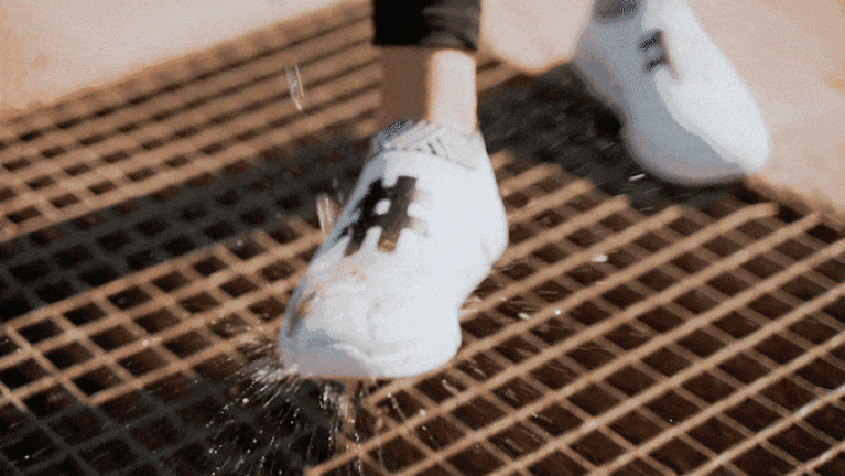 Rens—World's First Waterproof Shoe Made From Coffee - Legit Gifts